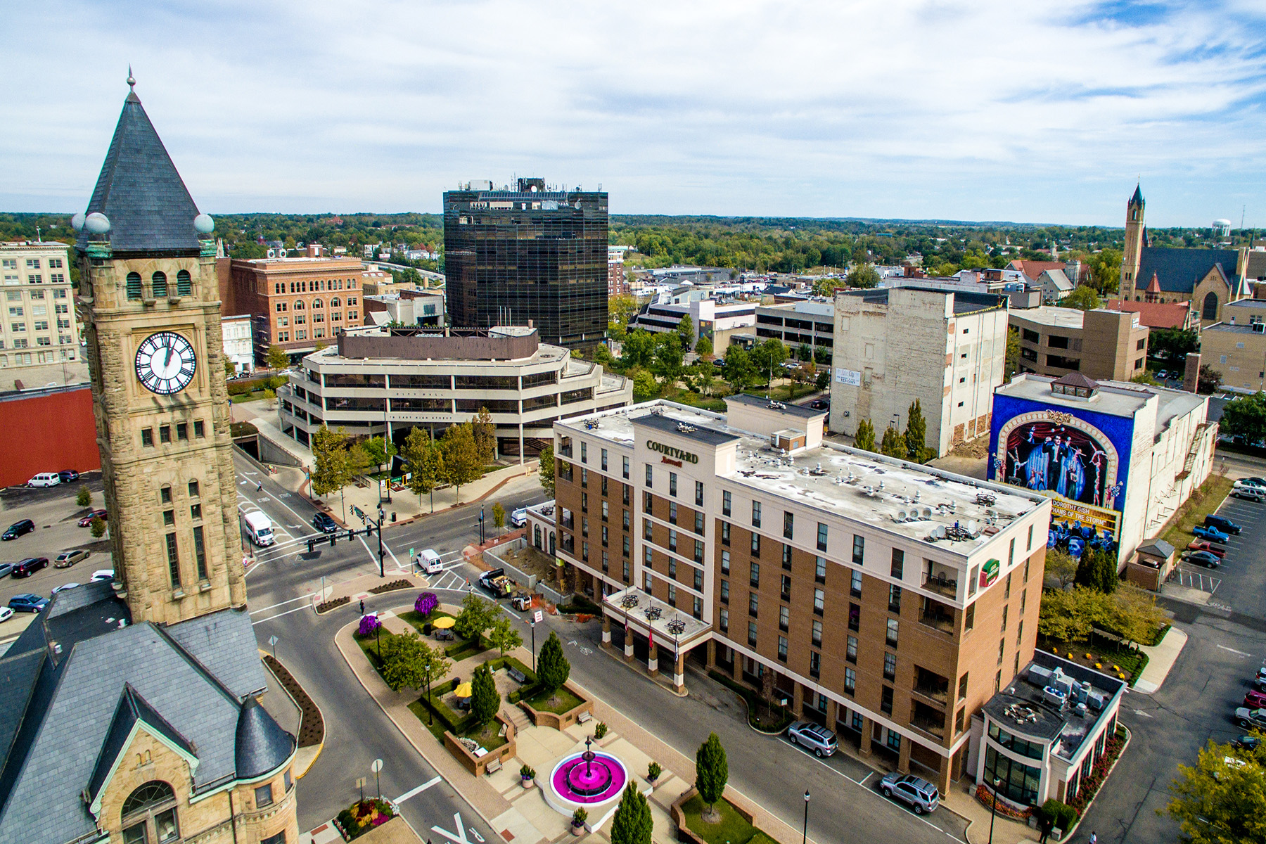 After Haitians Endured Campaign Lies, an Ohio Town Prepares for ICE ...