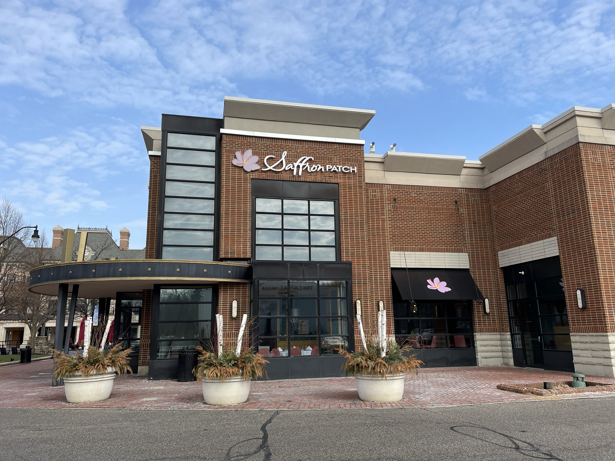 Saffron Patch Opens at Legacy Village