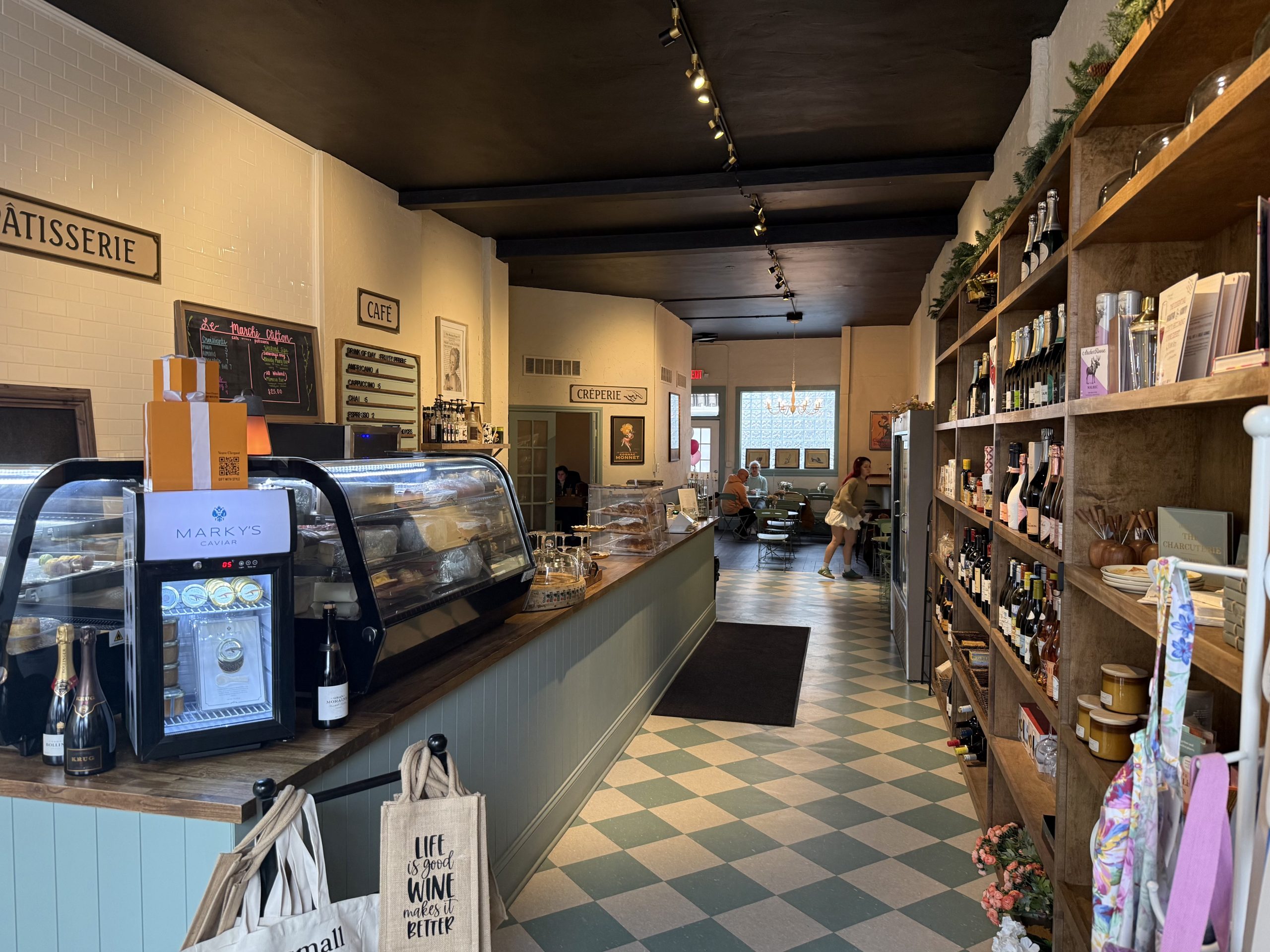 Le Marché Clifton Rolls Out New Breakfast and Lunch Menu, Adds Seating